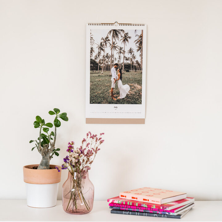 Create a personalized calendar using your own photos | Squared.one