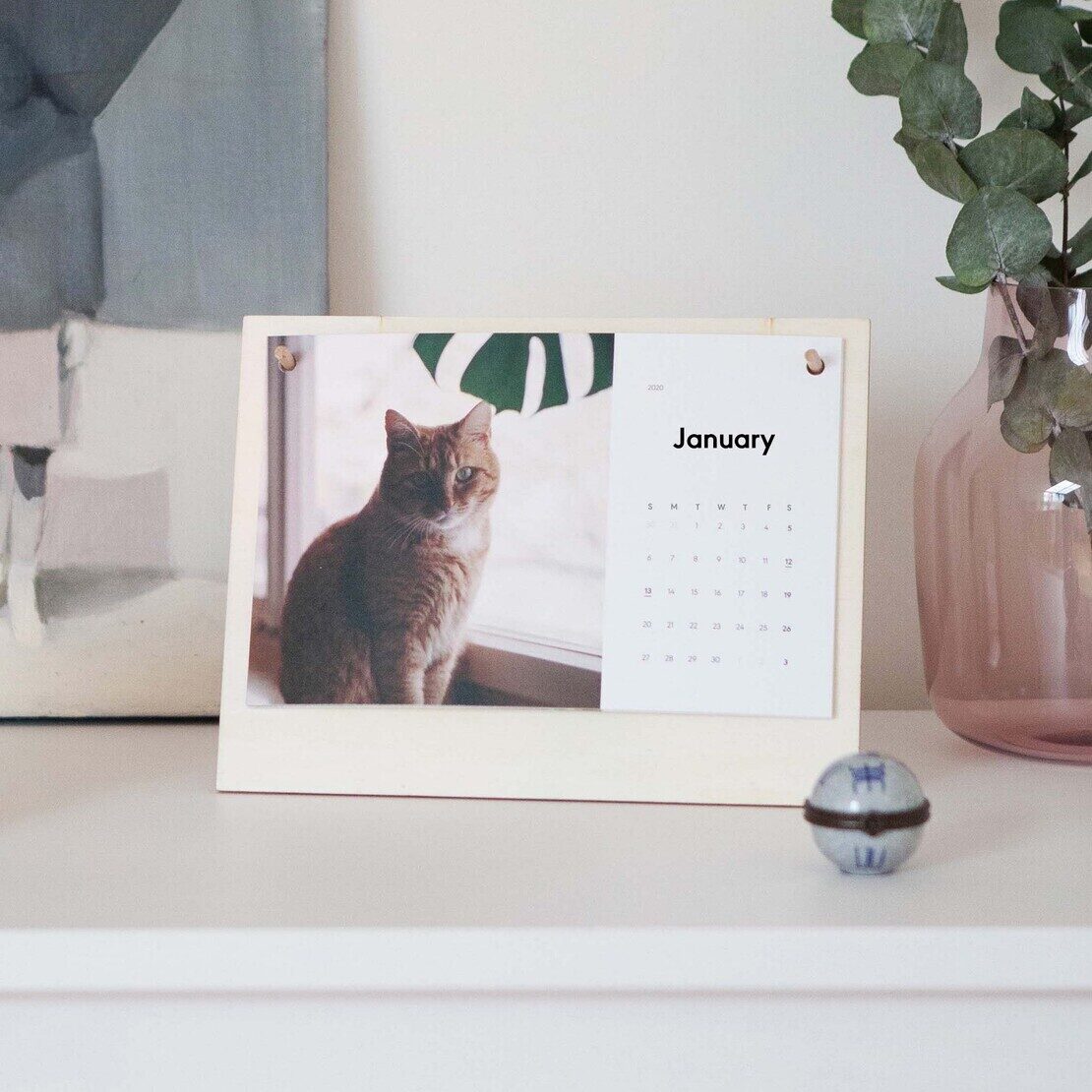 Monthly Photo Calendar 2023 | Wooden Stand | Squared.one